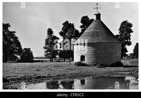 doves at dovecote Stock Photo - Alamy
