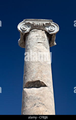 History turkey the column and the temple Stock Photo - Alamy