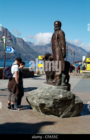 Queenstown New Zealand statue of William Gilbert Rees founder of ...