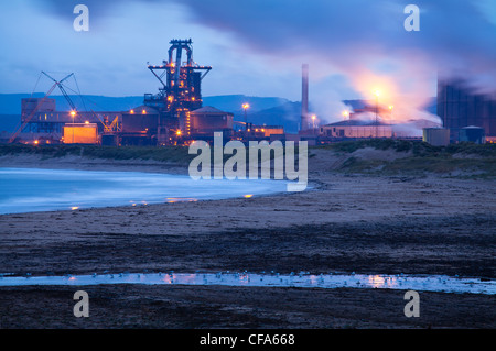 SSI's Teesside Steelworks from South gare, Redcar, North Yorkshire ...