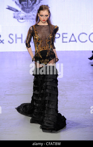 Falguni and Shane Peacock London Ready to Wear Autumn Winter 2011 2012 ...