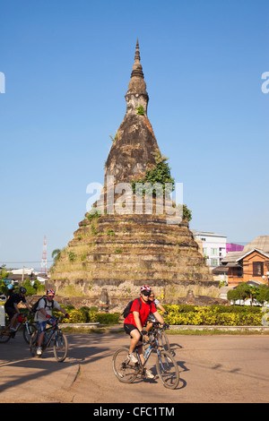 Laos, Vientiane, That Dam aka Black Stupa Stock Photo - Alamy