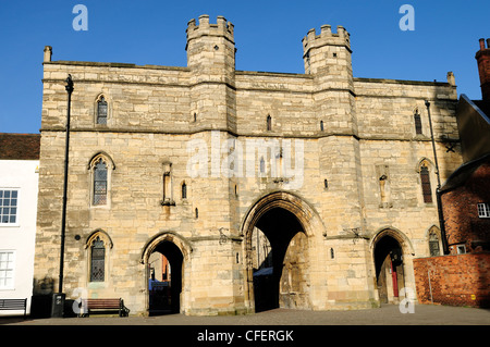 Lincoln castle walls and gate house Stock Photo - Alamy