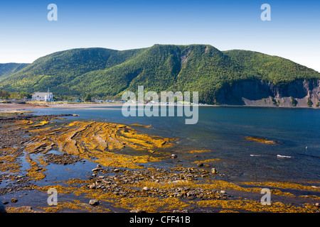 Coastline, Mont-Louis, Gaspé Penninsula, Quebec, Canada Stock Photo - Alamy