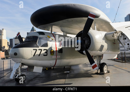 Grumman E-1B Tracer Stock Photo - Alamy