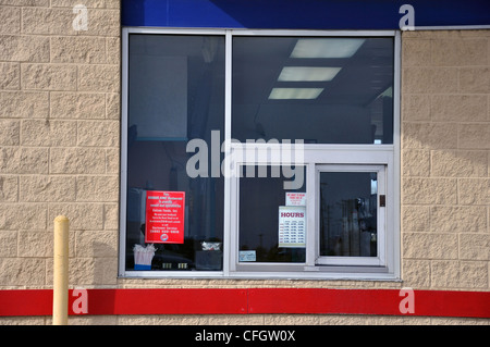 Burger Kind drive thru window, USA Stock Photo - Alamy