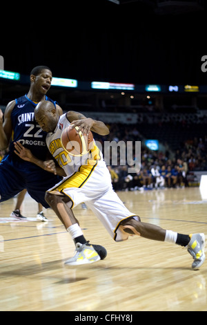 The London Lightning defeated the Saint John Mill Rats in the first ...