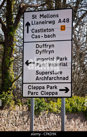 A Bi lingual road sign in Cardiff in English and Welsh Stock Photo - Alamy