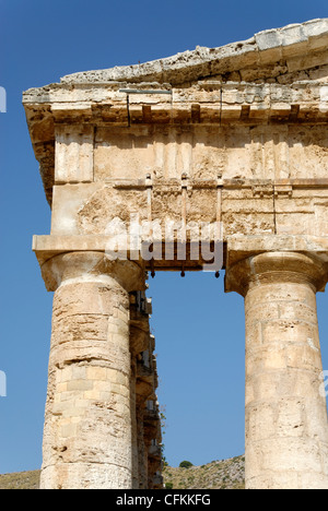Corner of Doric temple , Archaeological sites, Temples, Doric order ...