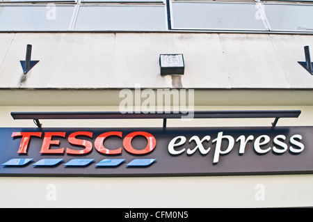 Tesco Express sign logo Stock Photo - Alamy