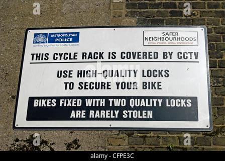 metropolitan police sign warning cycle thieves that they are being ...
