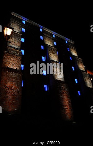 highlighted, the old brick house at night Stock Photo - Alamy
