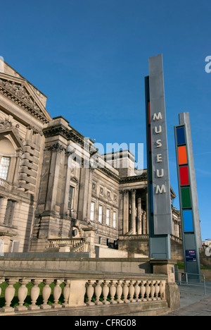 The entrance to the Liverpool World Museum Stock Photo - Alamy