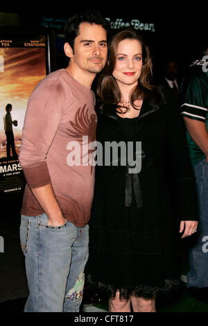 Kimberly Williams-Paisley arrives at the premiere of "Dog Gone" on ...