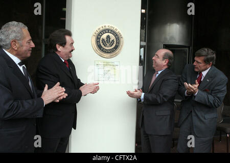 NYPA Trustee Leonard Spano. New York Power Authority marks a mejor ...