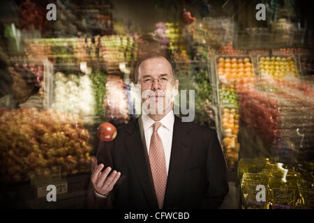 Feb 19, 2007 - Alamo, California, USA - Safeway CEO STEVEN BURD poses ...