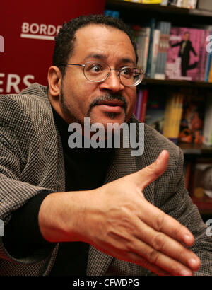 Feb 21, 2007; New York, NY, USA; Author MICHAEL ERIC DYSON promotes his ...