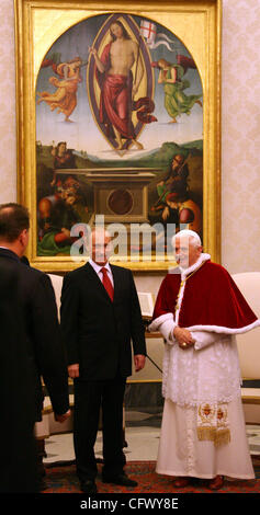 Vladimir Putin and Pope Benedict 16th. Russian president Putin visited ...