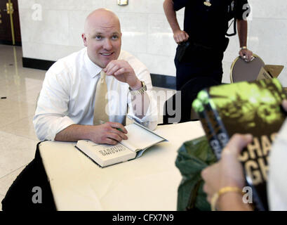 Paul Rieckhoff, Founder of Iraq and Afghanistan Veterans of America ...