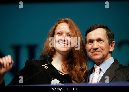 Congressman Dennis J Kucinich and his wife Elizabeth Kucinich The Art ...