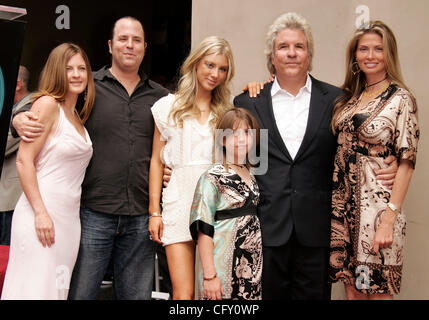 JON PETERS & FAMILY JON PETERS HOLLYWOOD WALK OF FAME HOLLYWOOD LOS ...