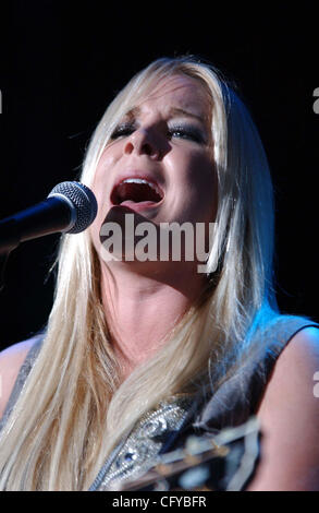 Country singer Catherine Britt performs at Walnut Creek Amphitheater in ...