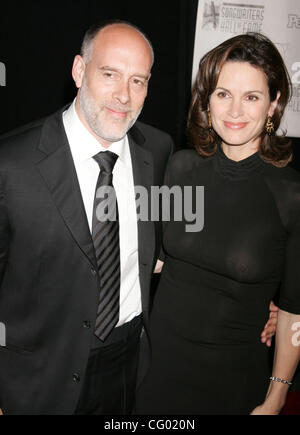 Elizabeth Vargas, Marc Cohn at arrivals for LES MISERABLES Premiere ...