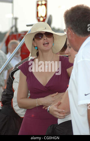 Actress Ashley Judd and husband Dario Franchitti celebrate his win of ...