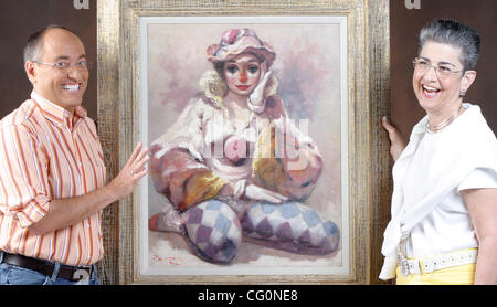 071007 - 0039849A - STUDIO - Tim Luke pictured with Lynn Anderson on ...