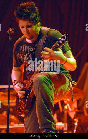 Jul. 17, 2007; Myrtle Beach, SC USA; Singer KEVIN MARTIN of the band ...