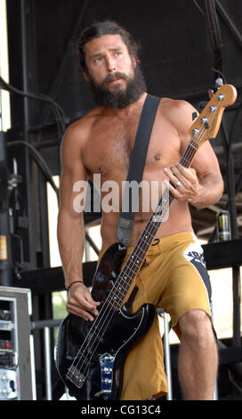 Bret Bollinger of Pepper performs at the 2007 Vans Warped Tour at the ...