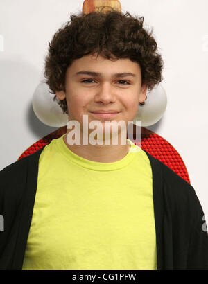 Brett Del Buono Los Angeles Premiere of 'Run Fatboy Run' held at the ...