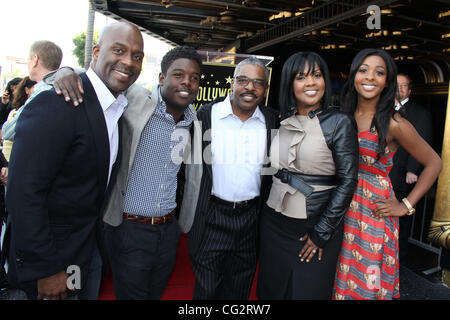 BeBe Winans and CeCe Winans with Family BeBe Winans and CeCe Winans ...