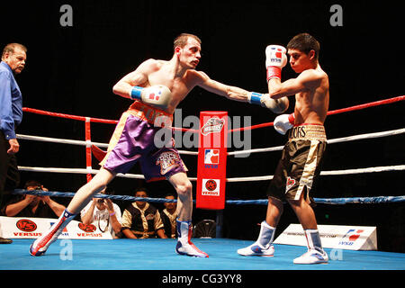 LA Matador Fernando Martinez (black trunks) beats Memphis Force boxer ...