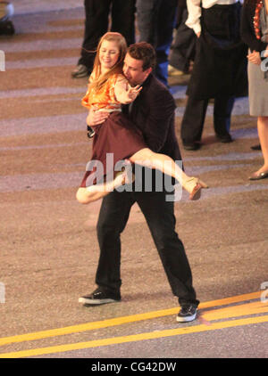 Amy Adams and Jason Segel filming a scene of Disney’s 'The Muppets' on ...