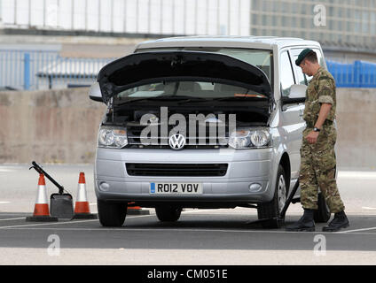 Army searching cars at a security checkpoint, UK Stock Photo - Alamy