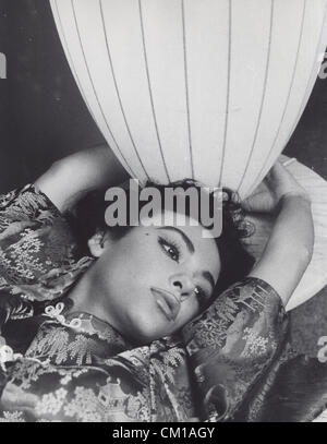 RITA MORENO.(Credit Image: Â© Shaun Considine/Globe Photos/ZUMAPRESS ...