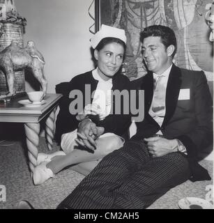 DALE ROBERTSON with wife.Supplied by Photos, inc.(Credit Image ...