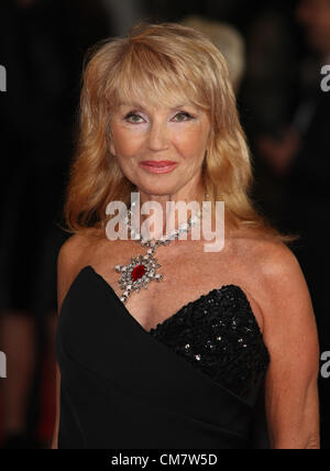 SUE VANNER SKYFALL.THE ROYAL WORLD PREMIERE LONDON ENGLAND UK 23 ...