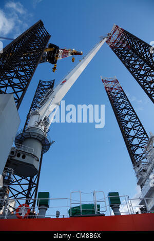 The heavy-lift jack-up vessel Odin, comissioned by Hochtief. at ...