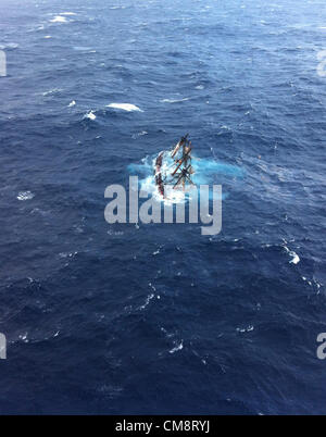 The HMS Bounty, a 180-foot replica 18th century sailing vessel sinks in ...