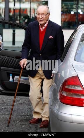 David Jacobs CBE British actor and broadcaster seen arriving at the BBC ...