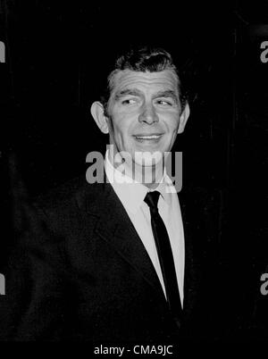 Apr. 19, 2006 - ANDY GRIFFITH WITH HIS WIFE BARBARA EDWARDS 1963. JACK ...