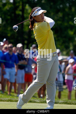 Amy Yang, of South Korea, watches her tee shot on the third hole during ...