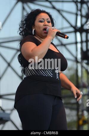 New York, USA. Rose Royce, Freddie Dunn, Gwen Dickey, Kenny Copeland on ...