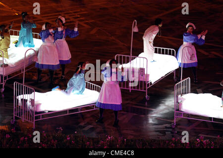 DANCING NURSES & CHILDREN WITH HOSPITAL BEDS LONDON 2012 OPENING ...