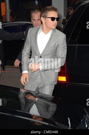 Jeremy Renner at talk show appearance for GOOD MORNING AMERICA (GMA ...