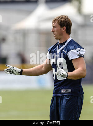 Dallas Cowboys linebacker Sean Lee is helped off the field during an ...