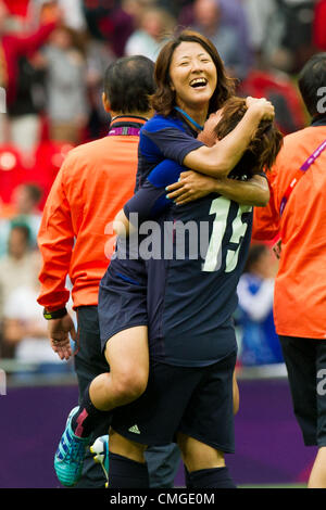 (L-R) Yuki Ogimi, Megumi Takase (JPN), AUGUST 6, 2012 - Football / Soccer : Japan team group ...