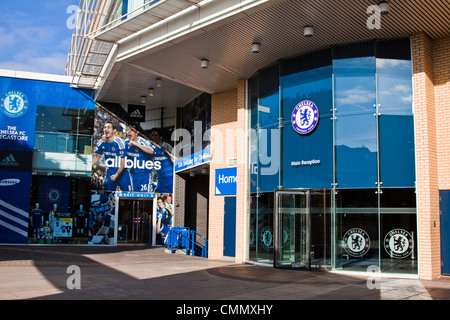 Chelsea Football Club badge Stock Photo - Alamy